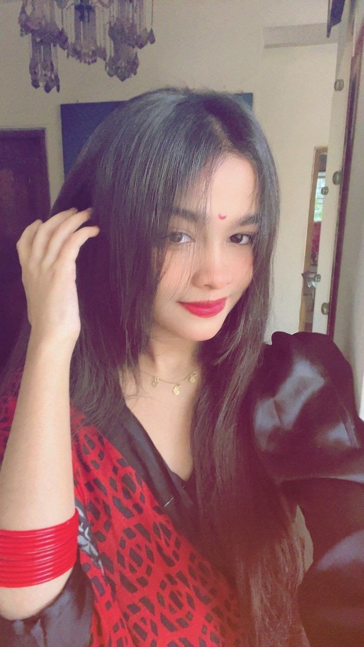 [1077+] Girl Photo Dp for Instagram, Whatsapp & Facebook (2025 ...