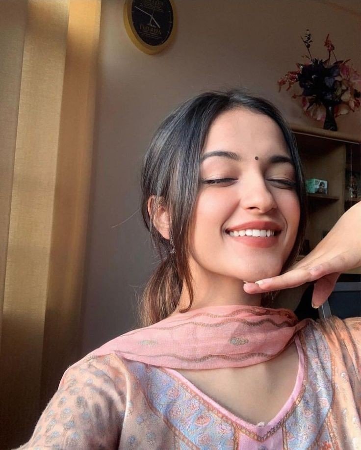 [1077+] Single Girl Dp, Images, Pics, Photos & Wallpapers (2025 ...